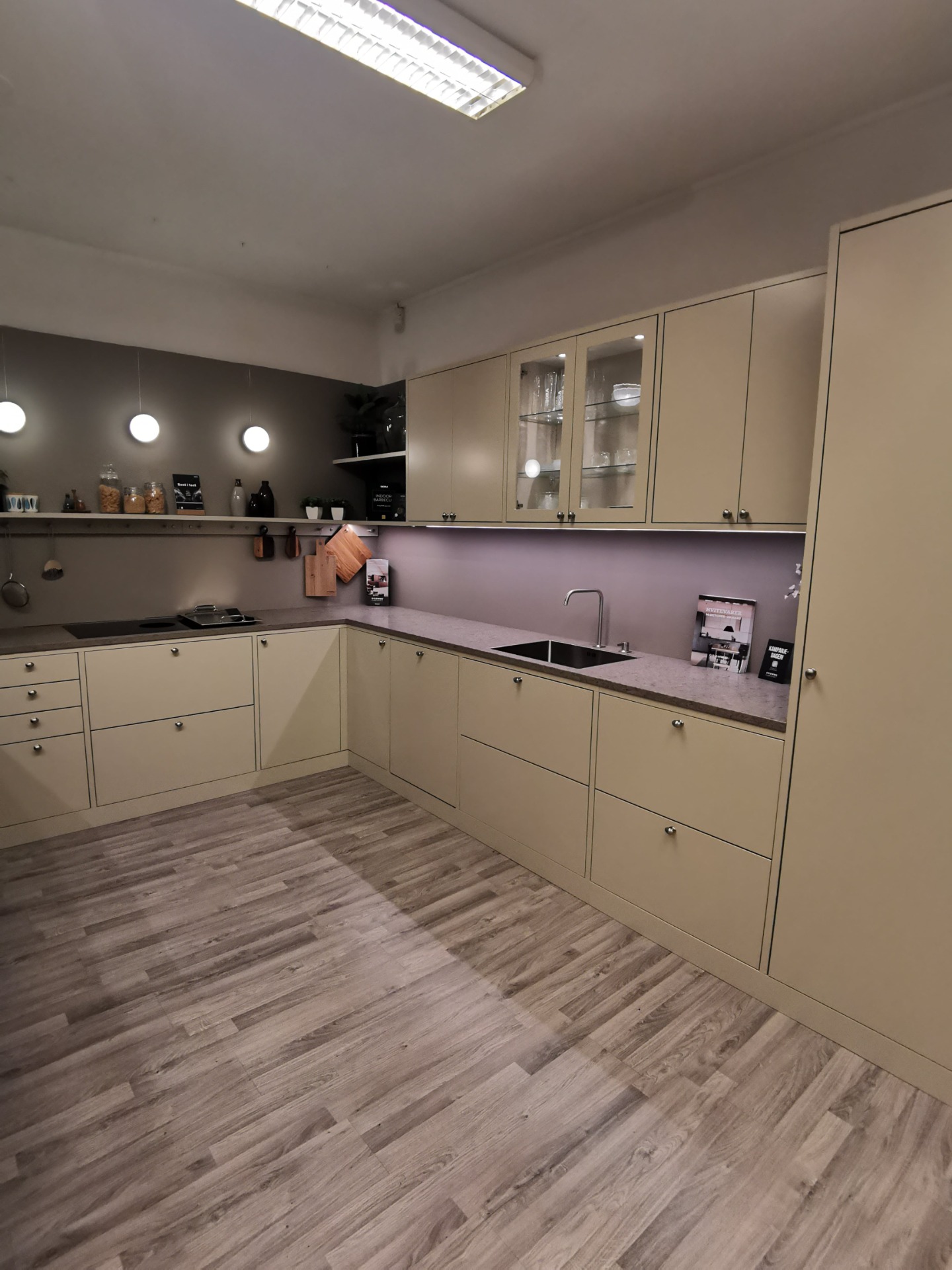 Drømmekjøkkenet – Skreddersydd kvalitet og design for ditt hjem